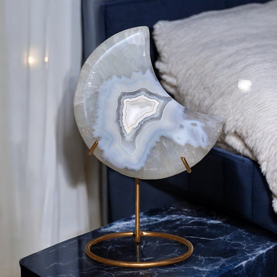 Agate: A Guide to Its Types, Benefits, and Everyday Uses – Enchantia Muse